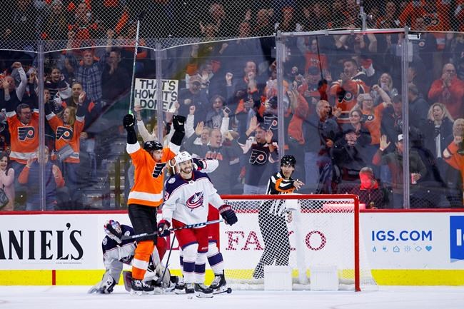 Hockey News - Flyers score 5 goals in 3rd period, beat Blue Jackets 7-4